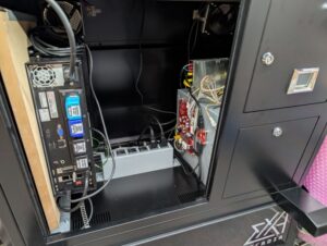 【最新アーケードマシンをご自宅で！】 アーケード筐体『exA-Arcadia ARC-32』が秋葉原店にやってきた！！｜BEEP秋葉原